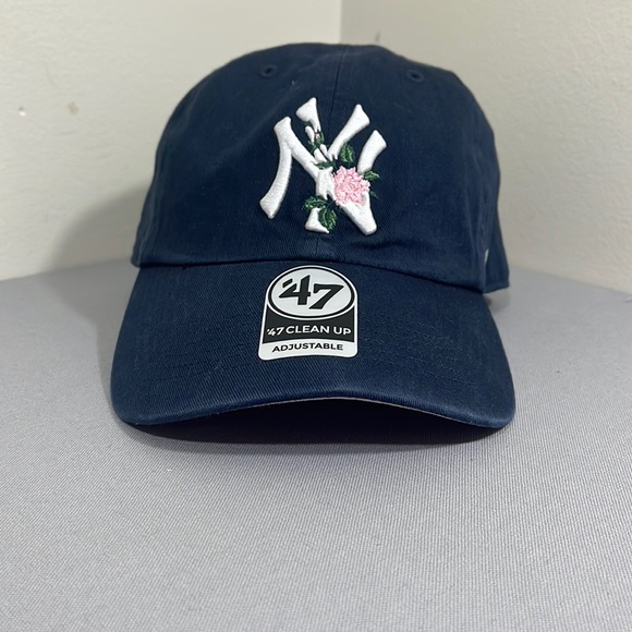 New York Yankees Official Gear | Accessories | New York Yankees 47 ...